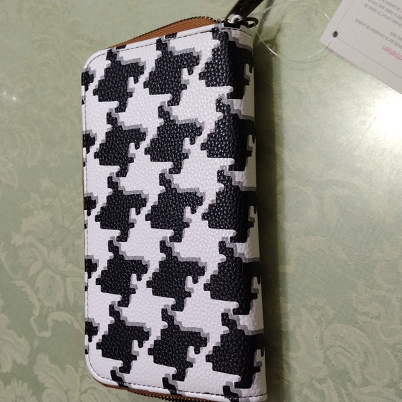 thirty-one | Bags | Thirty One All About The Benjamins Wallet | Poshmark